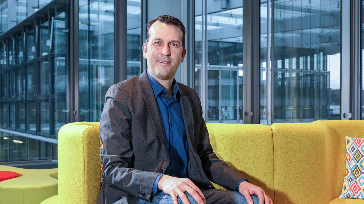 Dimitri Van De Ville nommé conférencier émérite de l'IEEE - EPFL