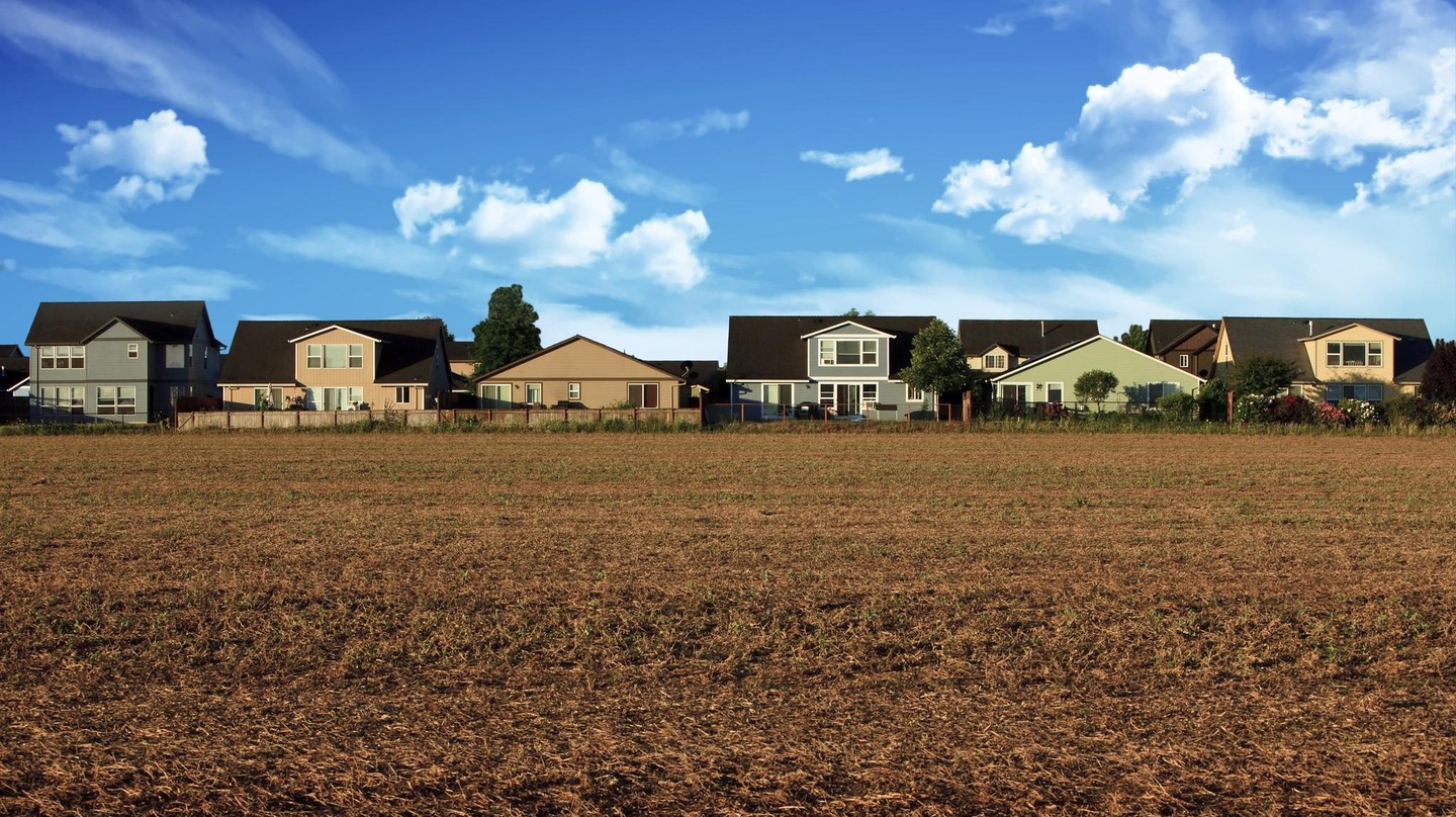 The urban-rural divide - EPFL