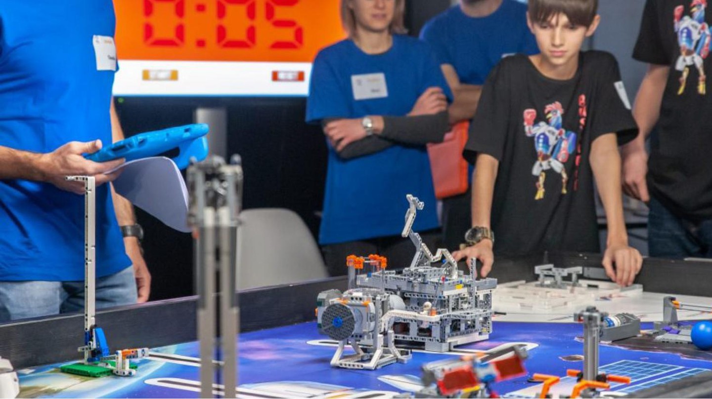 FIRST LEGO League (FLL) - EPFL