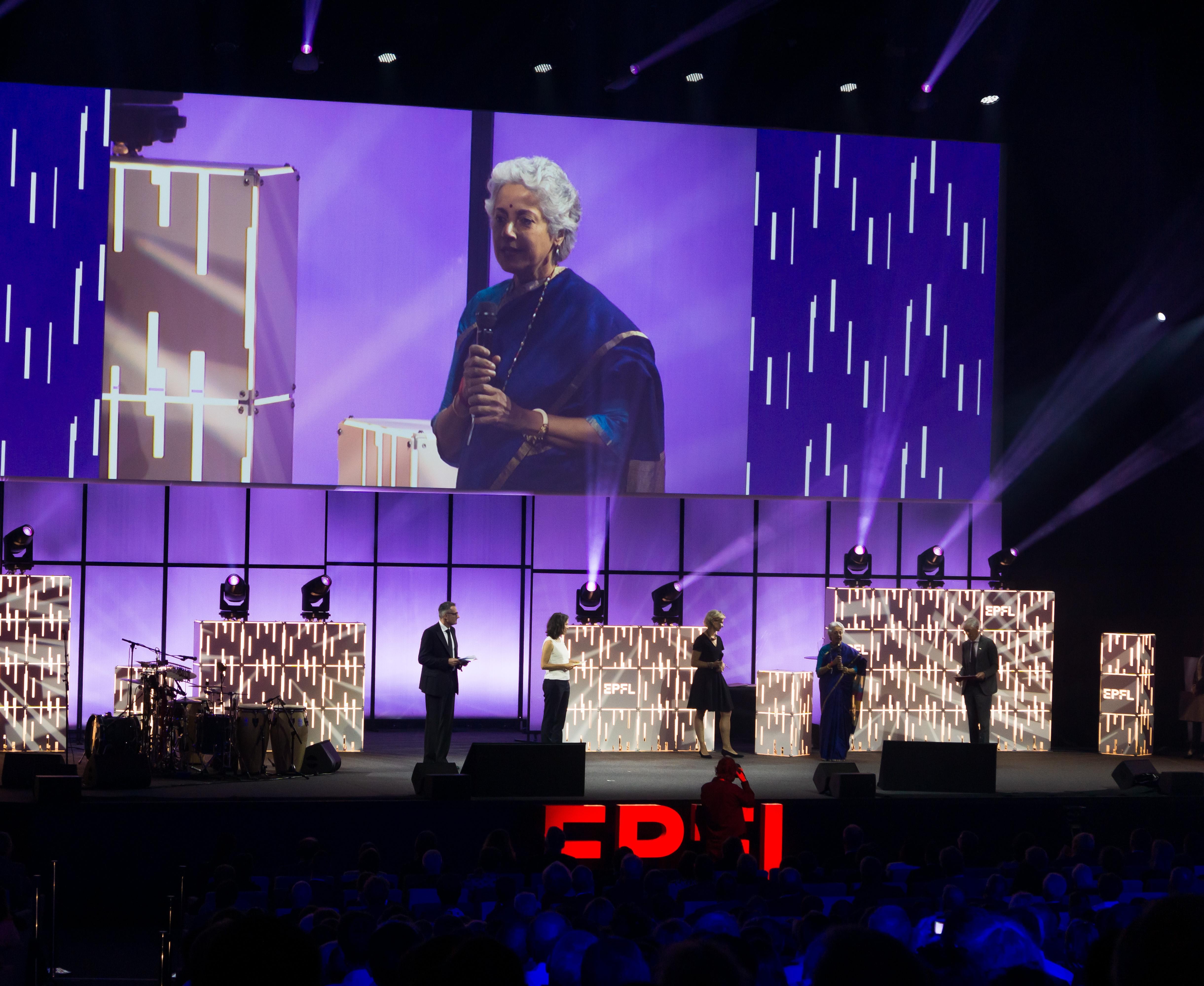 EPFL awards 1179 Master's degrees - EPFL