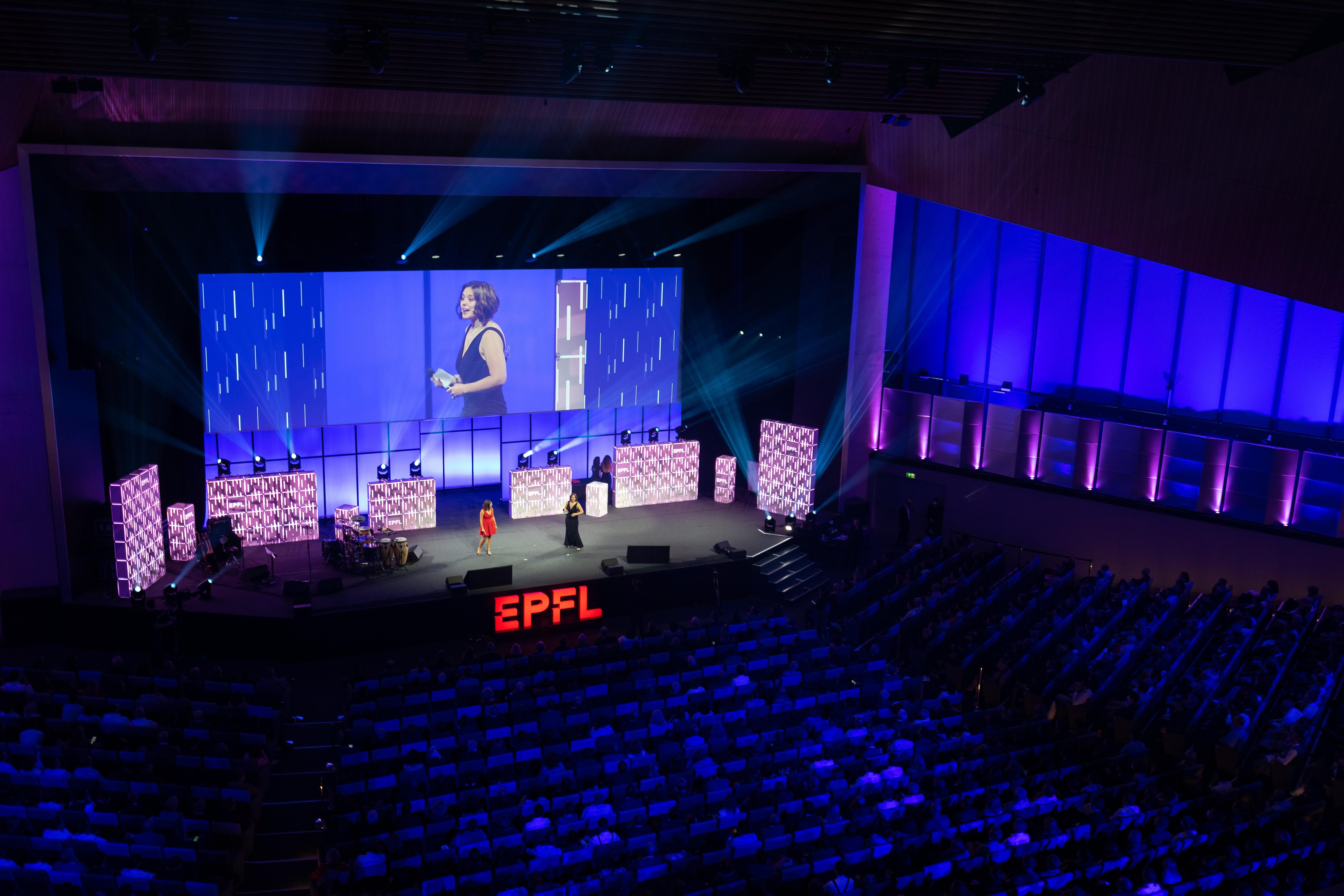EPFL awards 1179 Master's degrees - EPFL