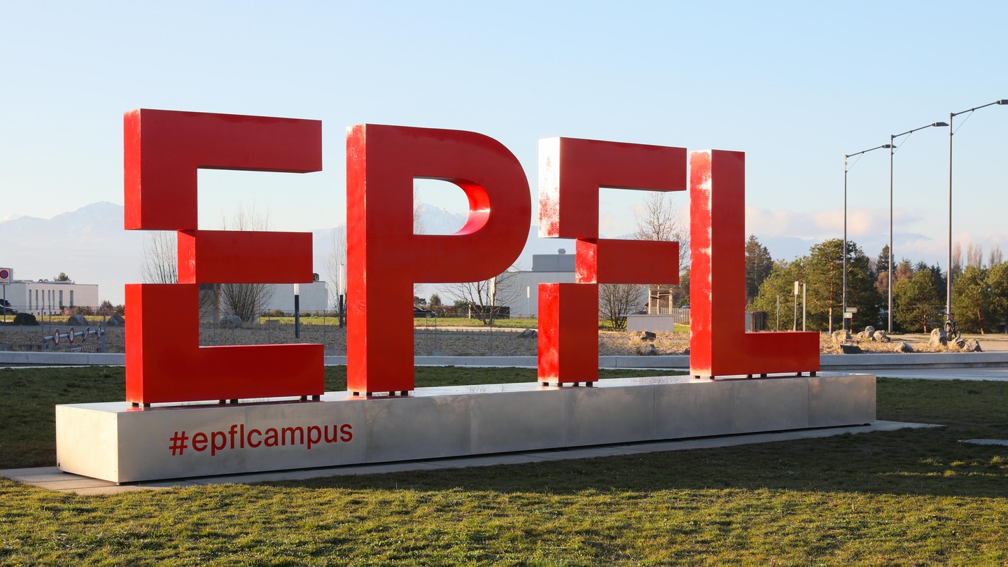 Six nominations and a promotion at ENAC School - EPFL