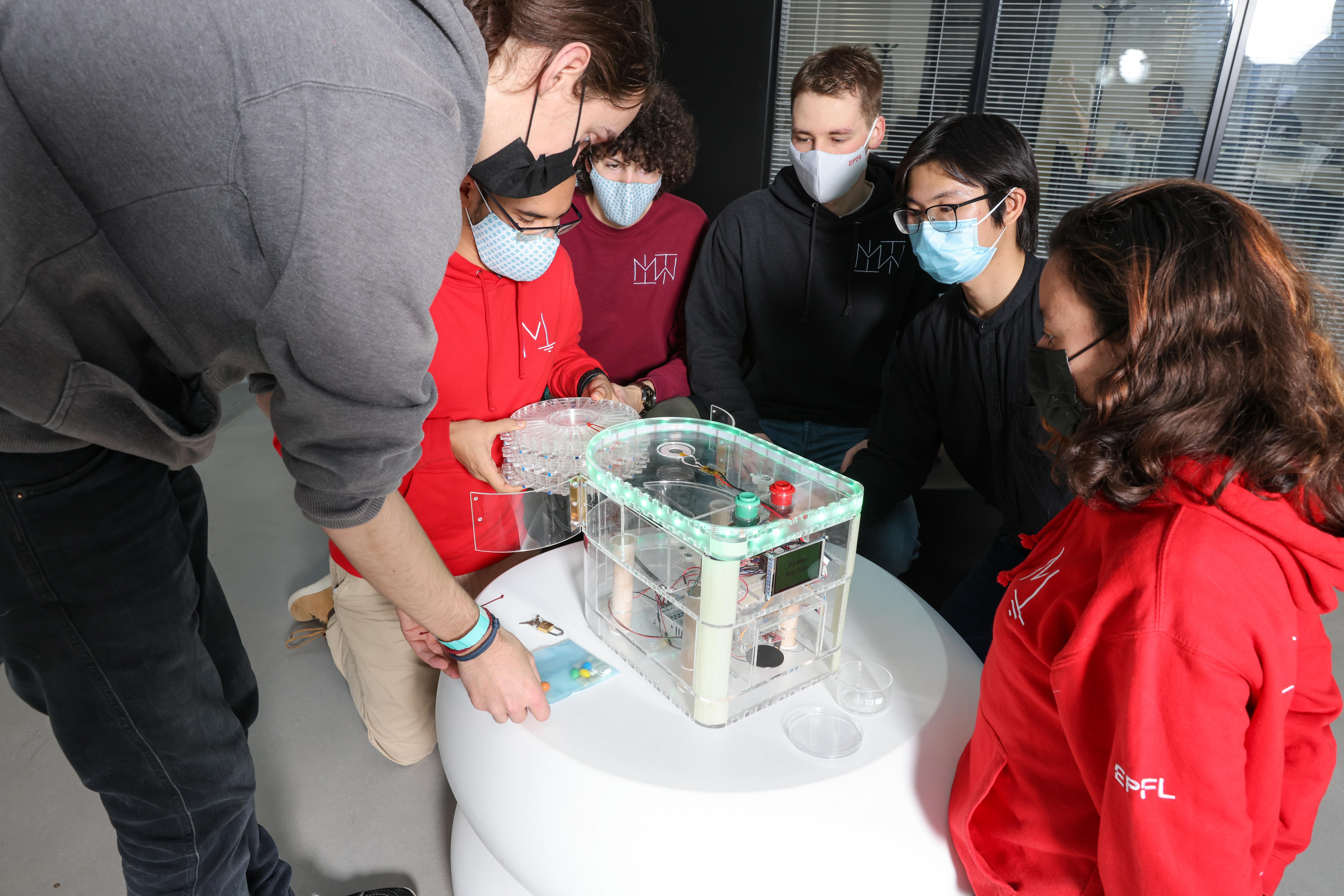 A design class that gives students free rein - EPFL