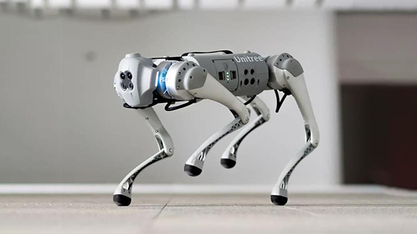 Venez essayer un Robot à pattes parmi les plus rapide de la planète ...