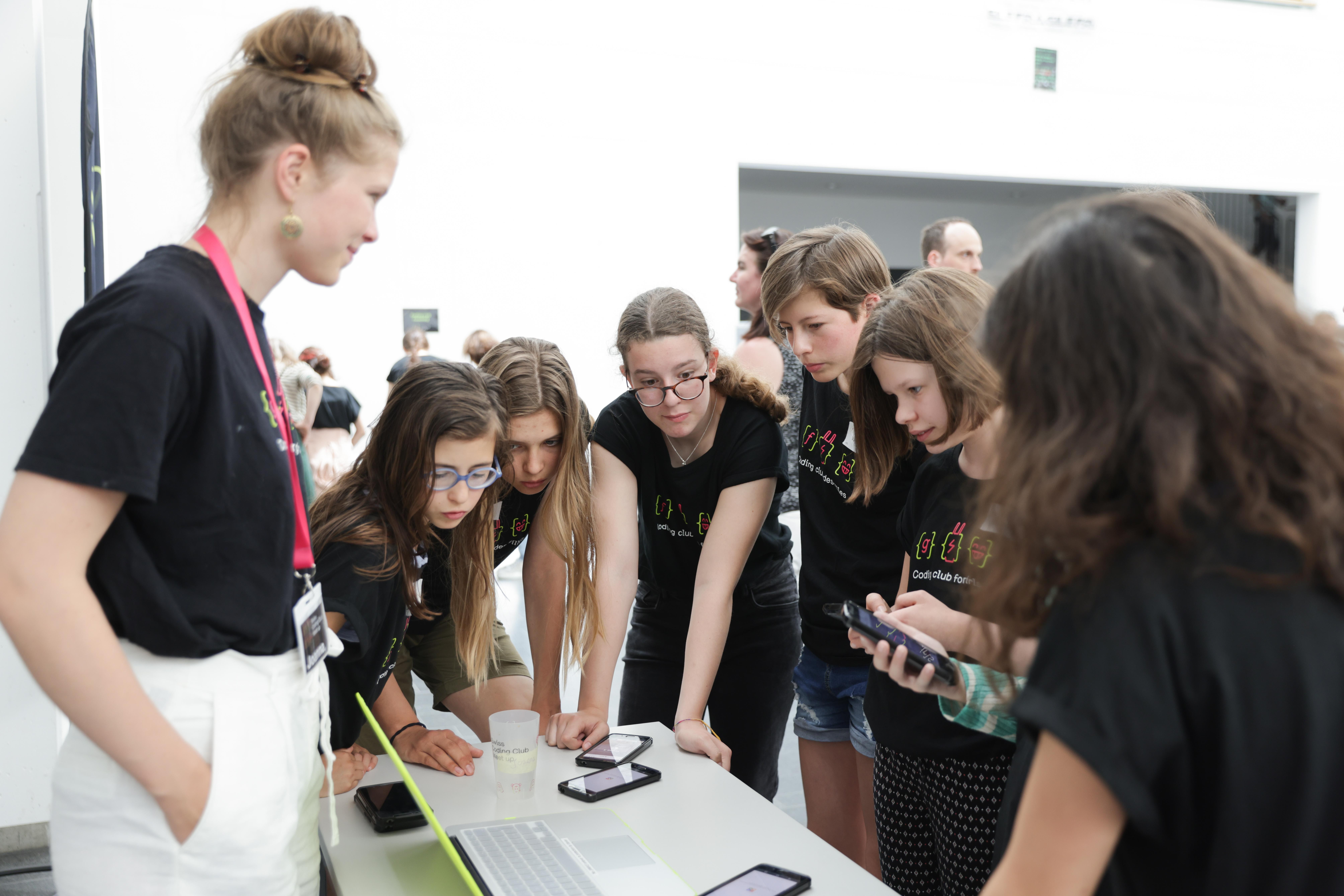 Swiss Coding Club Meet up 2023 - EPFL