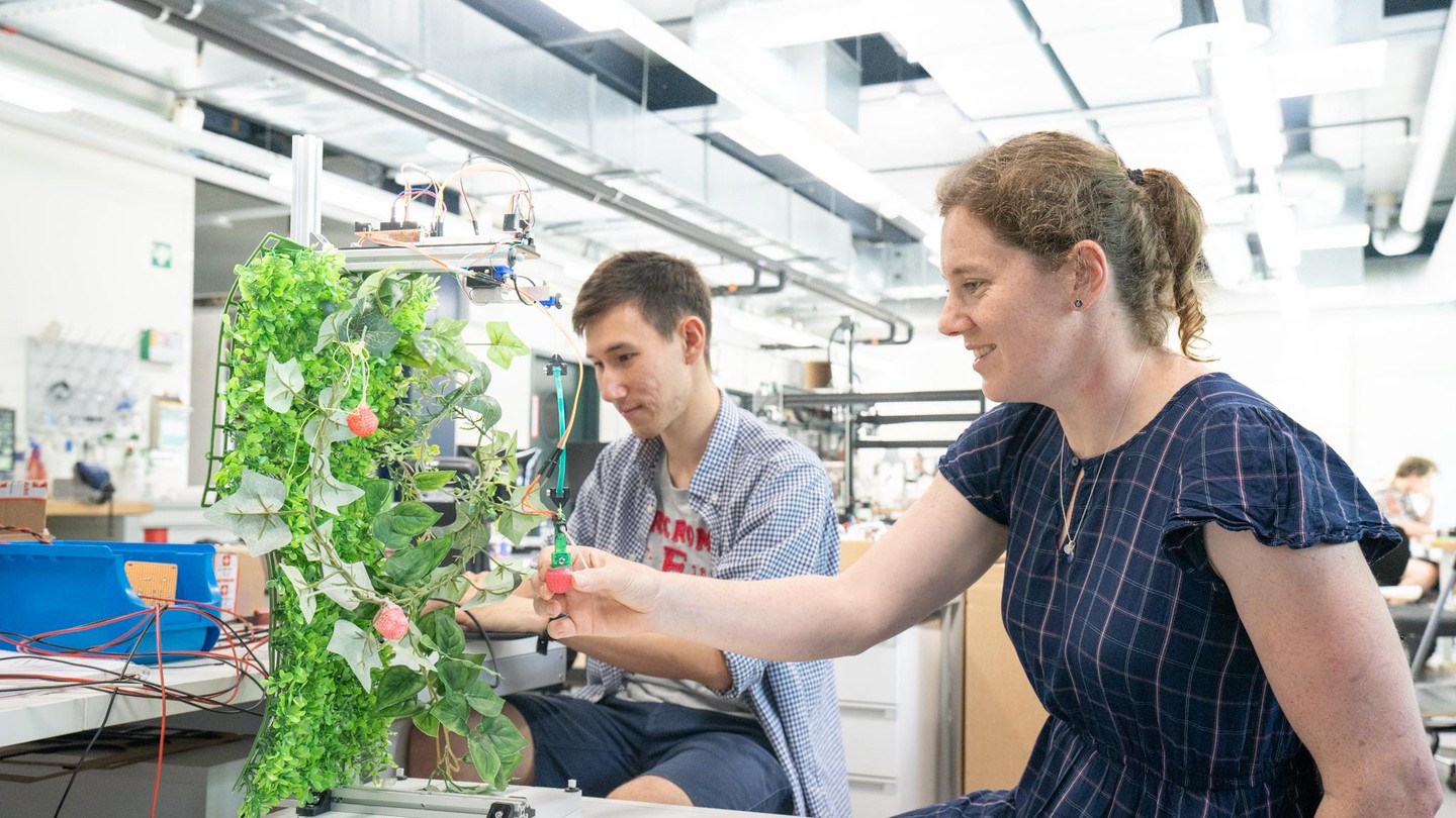 “There's progress in drawing female students into engineering” - EPFL