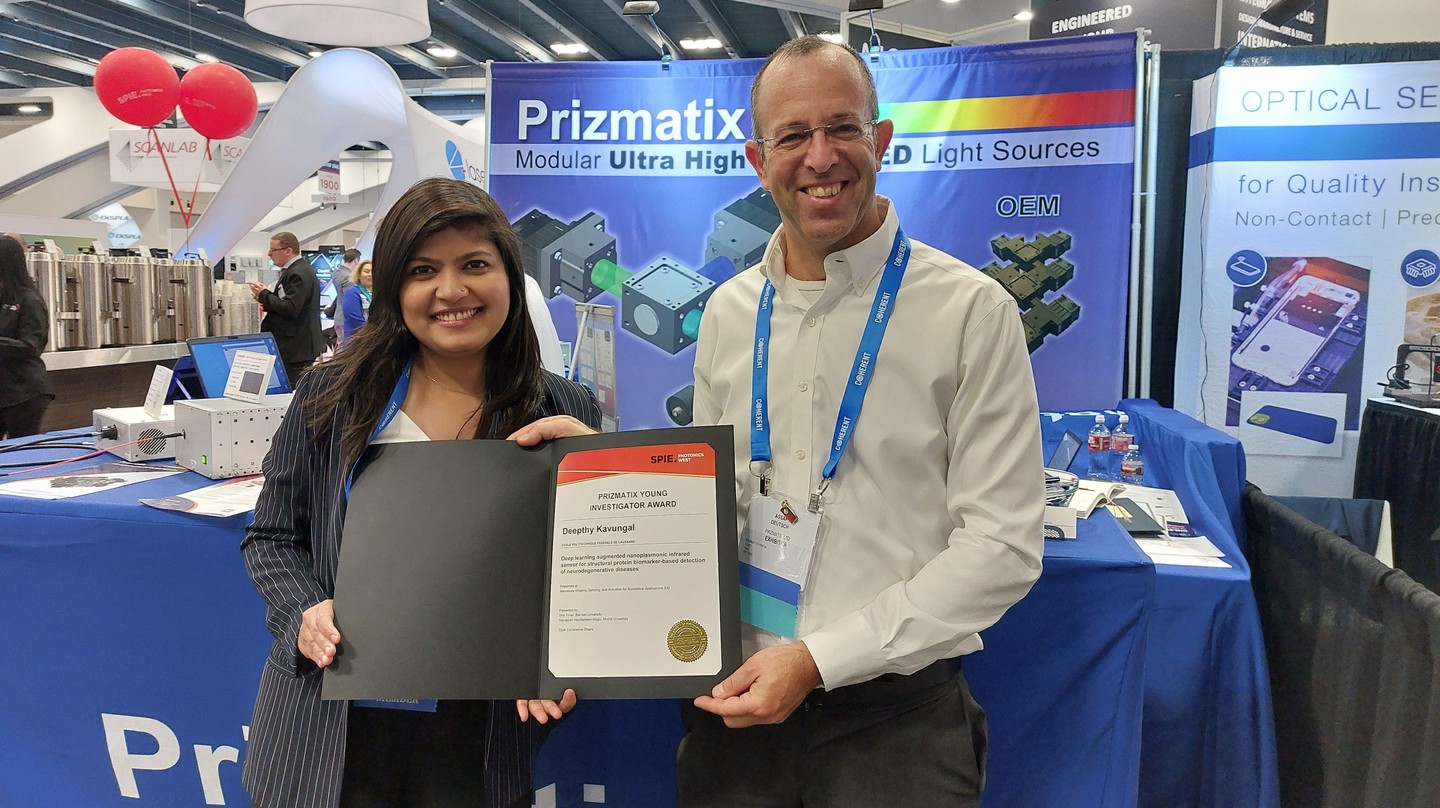 Deepthy Kavungal wins Prizmatix Young Investigator Award - EPFL