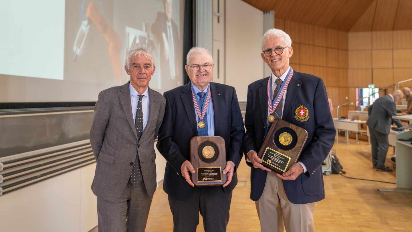 Reymond Clavel receives Joseph F. Engelberger Robotics Award - EPFL