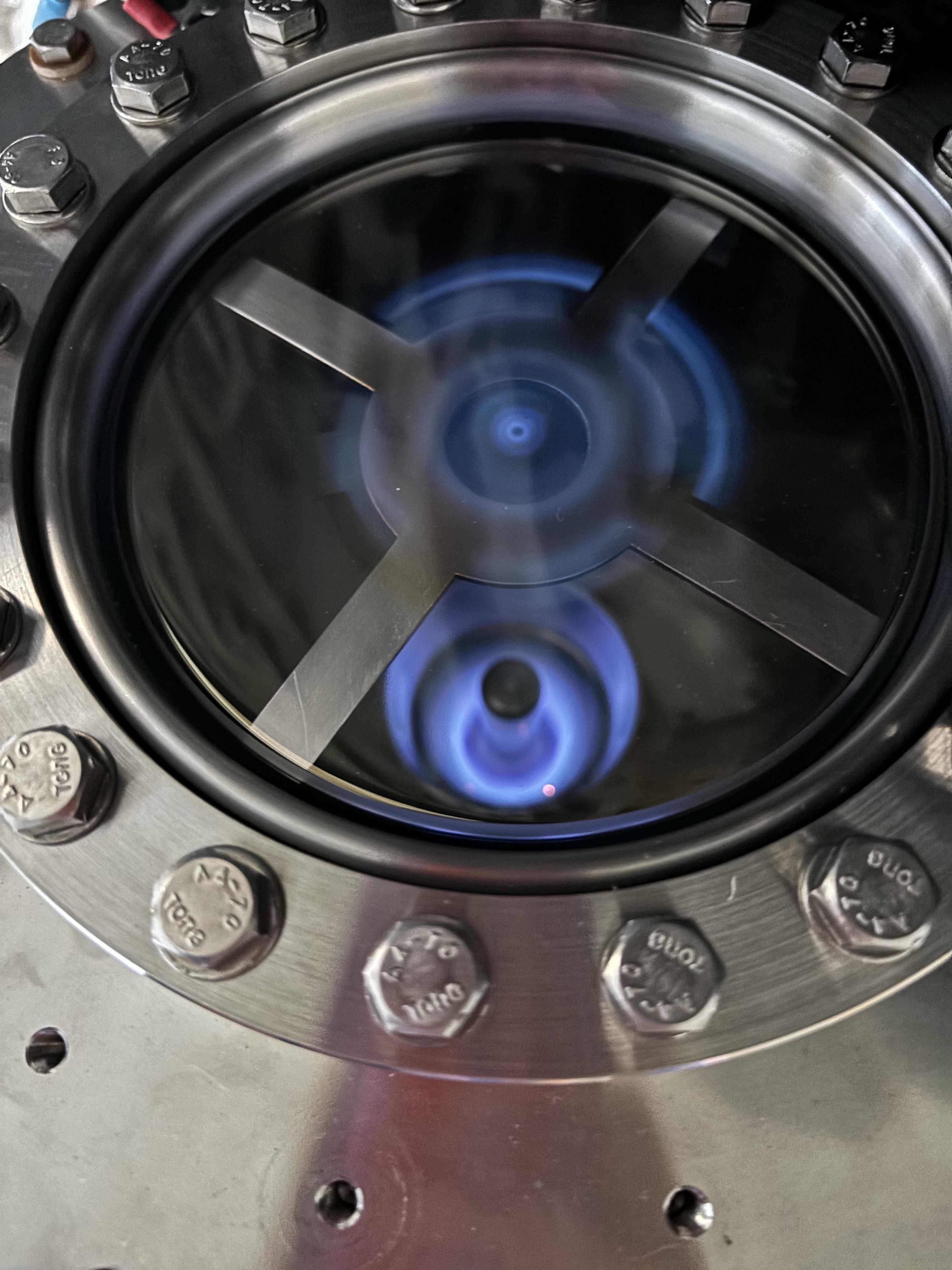 Exploring the mysteries of trapped electrons: the T-REX Experiment - EPFL