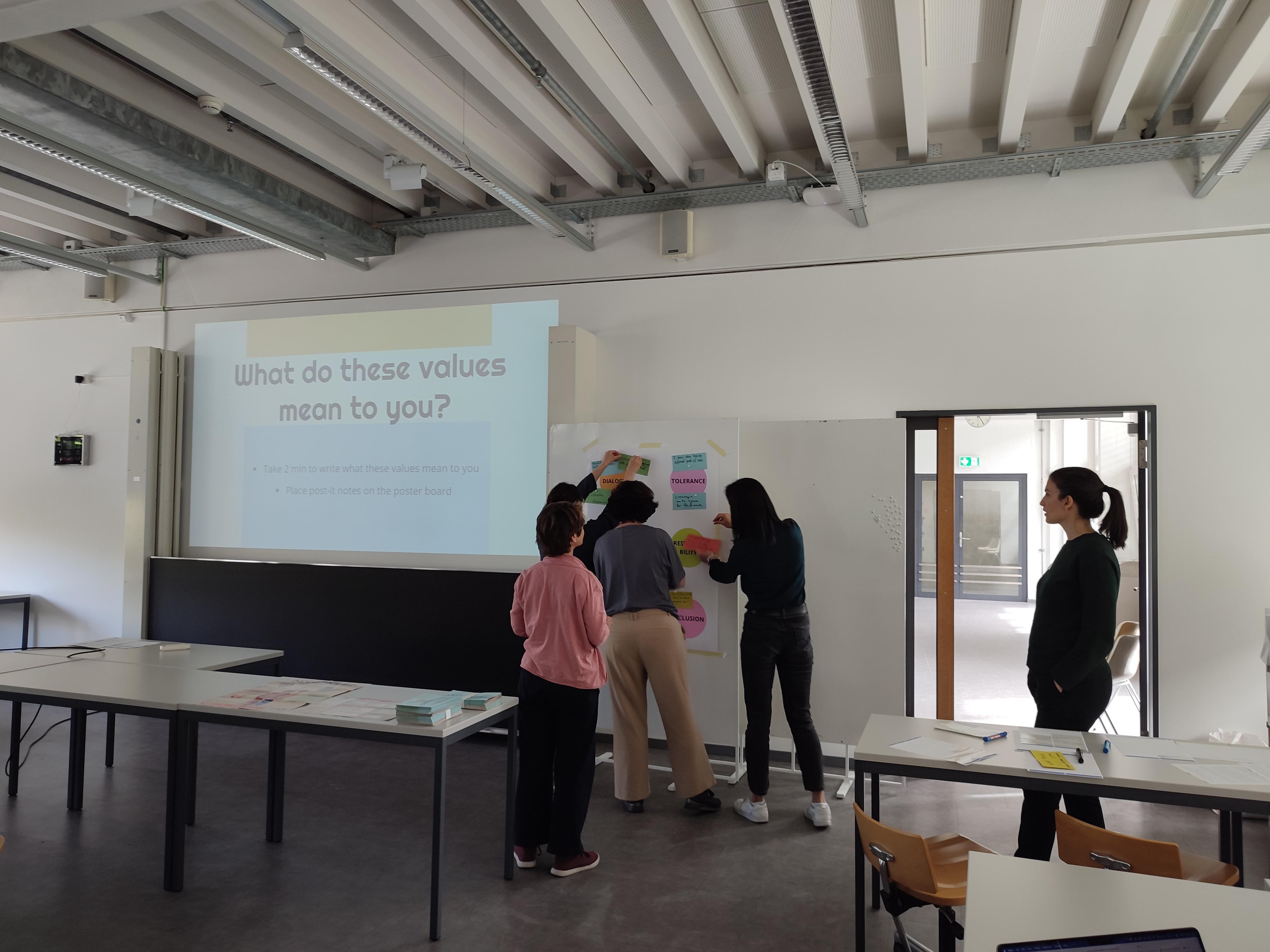 Taking Action : Practicing respect and inclusivity on campus - EPFL