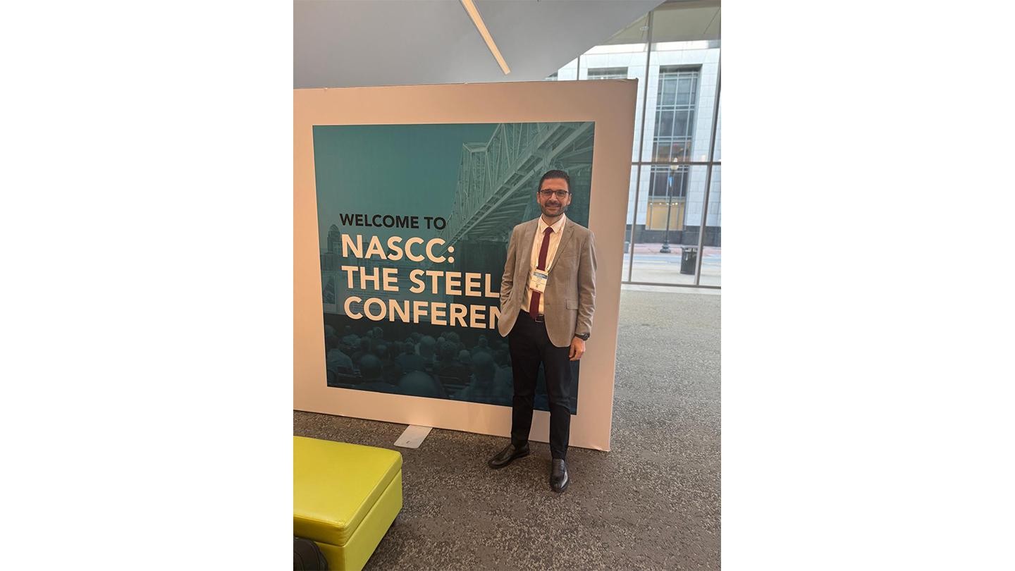 Prof. Lignos receives the 2025 AISC Special Achievement Award - EPFL