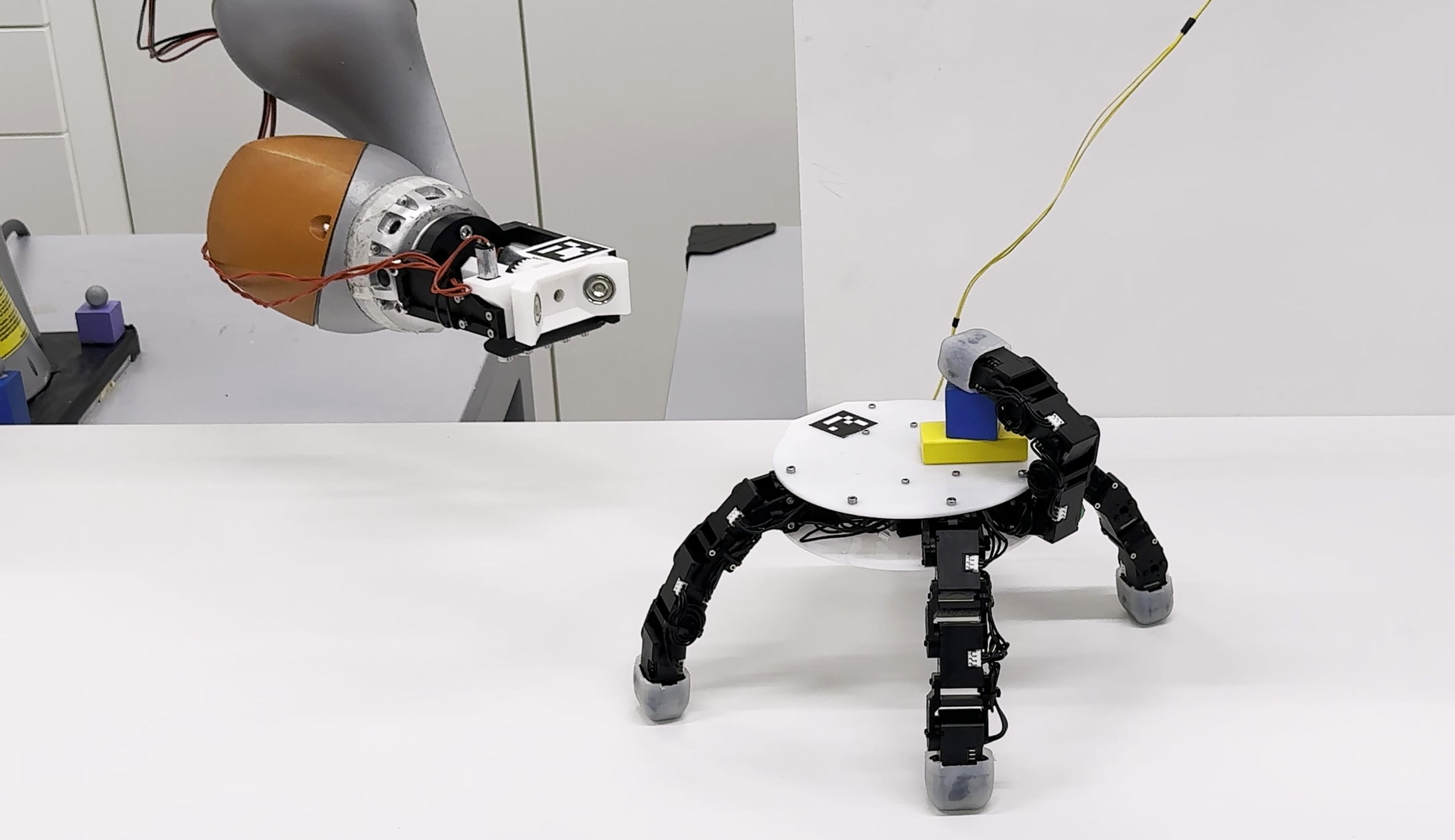 Reversible, detachable robotic hand redefines dexterity - EPFL