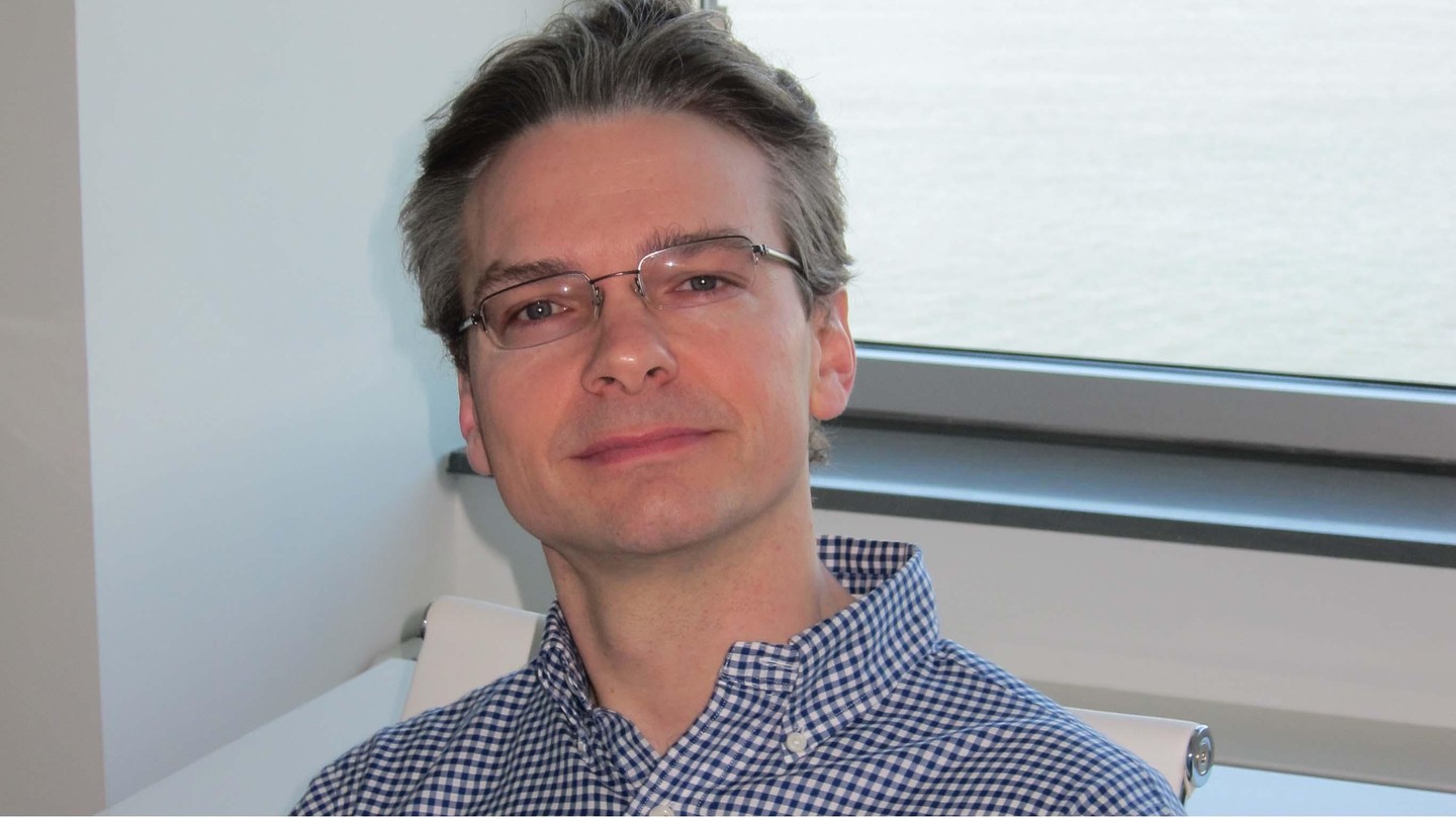 TCW Best Paper Award to Prof. Collin Dufresne - EPFL