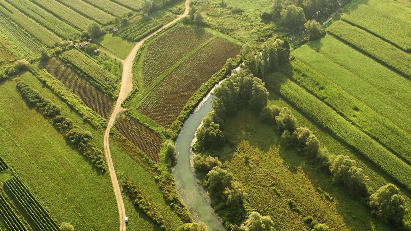 Mapping land-use from above - EPFL