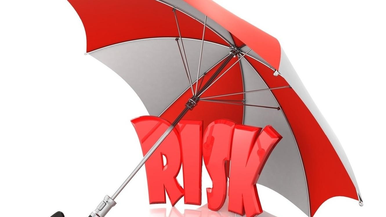 How scenario aggregation can improve risk management - EPFL