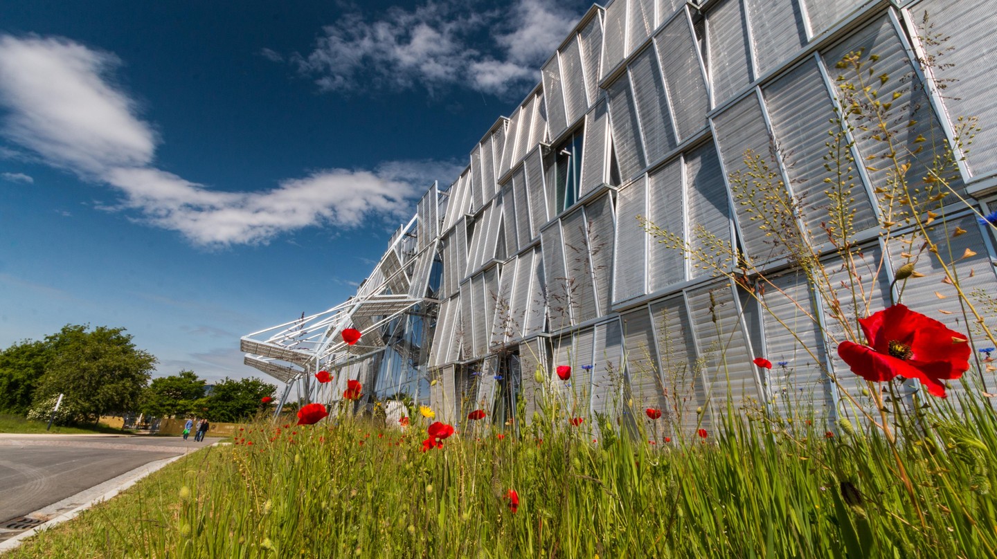 EPFL inaugurates a building for teaching and research - EPFL