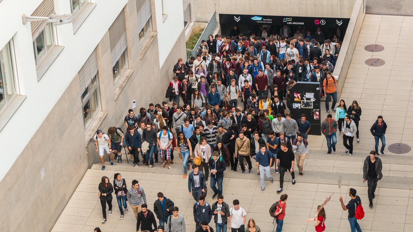 2016 entering class: female enrollment up for the 15th year running - EPFL