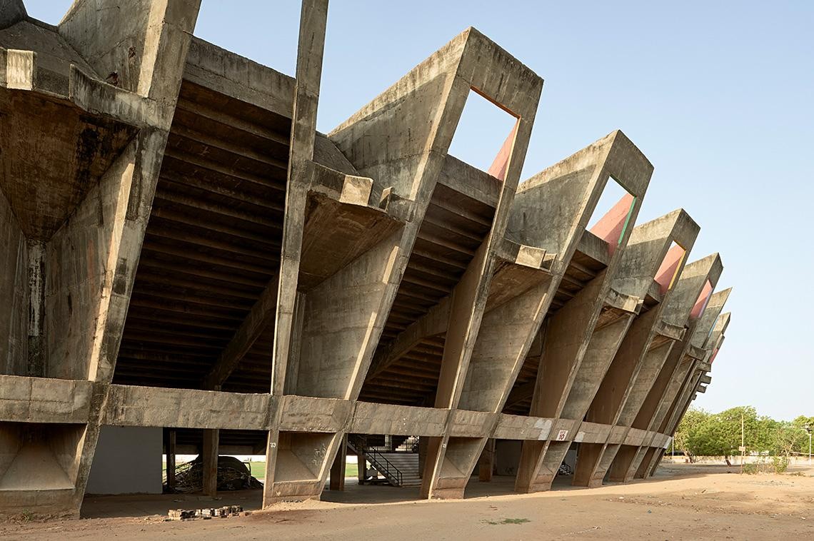 MAHENDRA RAJ - ENGINEERING AND DESIGNING MODERN INDIA - EPFL