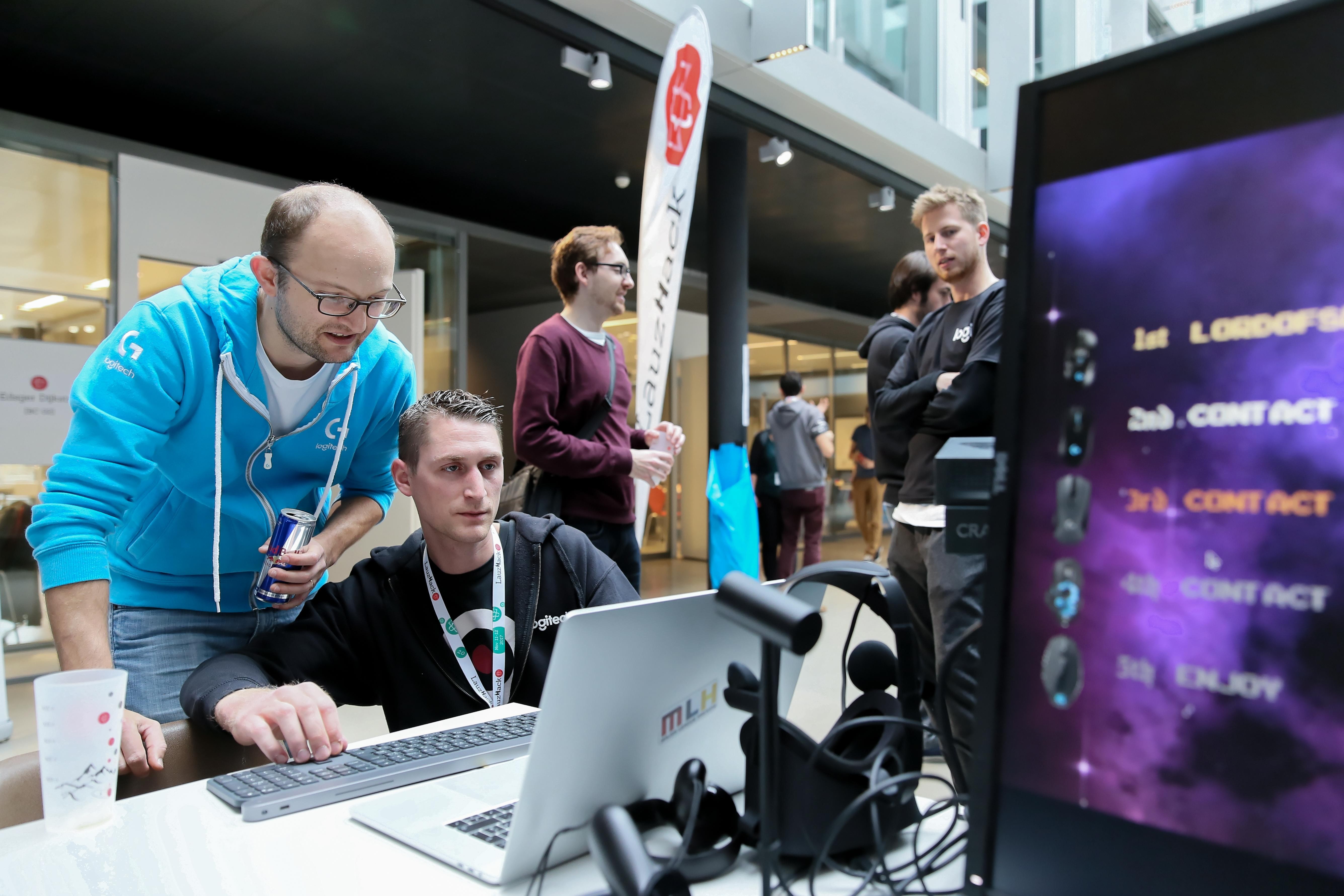 Plus de 250 participants au hackathon des étudiants de l'EPFL - EPFL