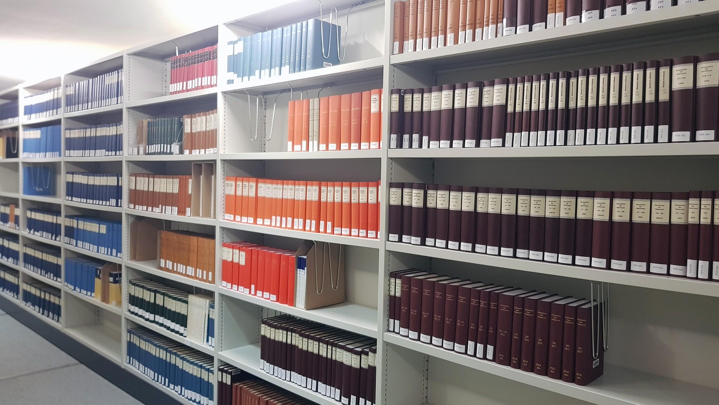 You can now loan mathematical journals - EPFL