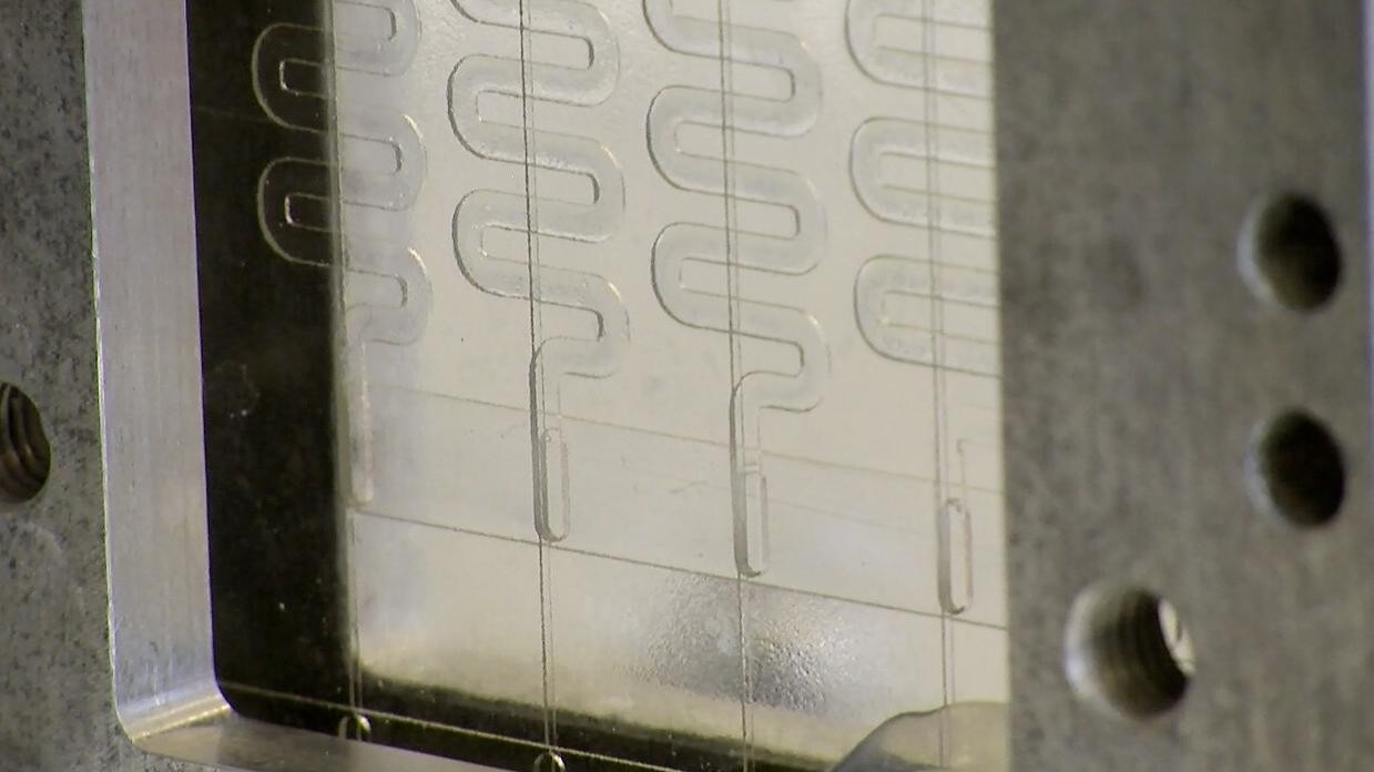 Microreactors: improving manufacturing by going small - EPFL