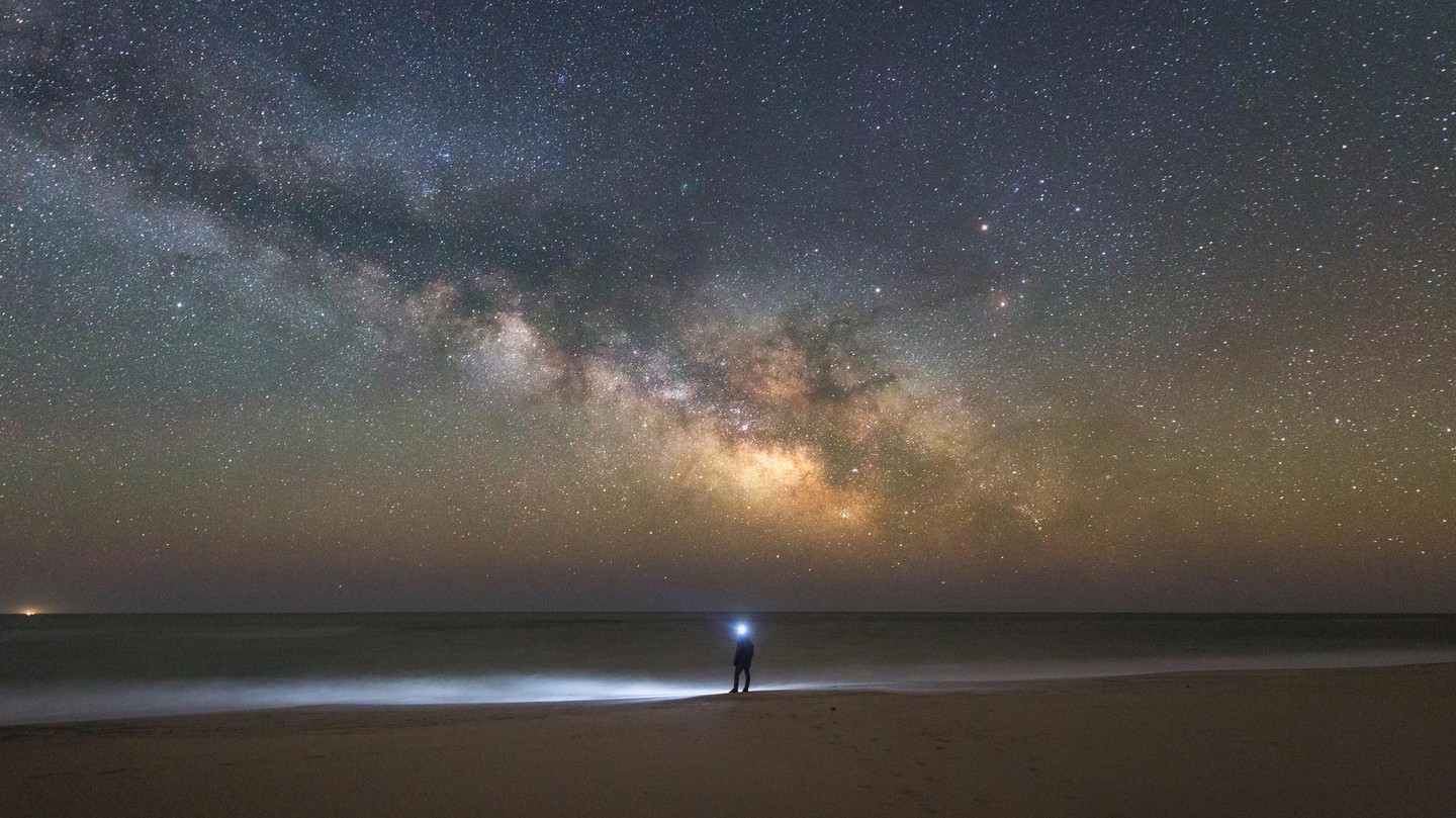 A rare star opens a window on the beginning of time - EPFL