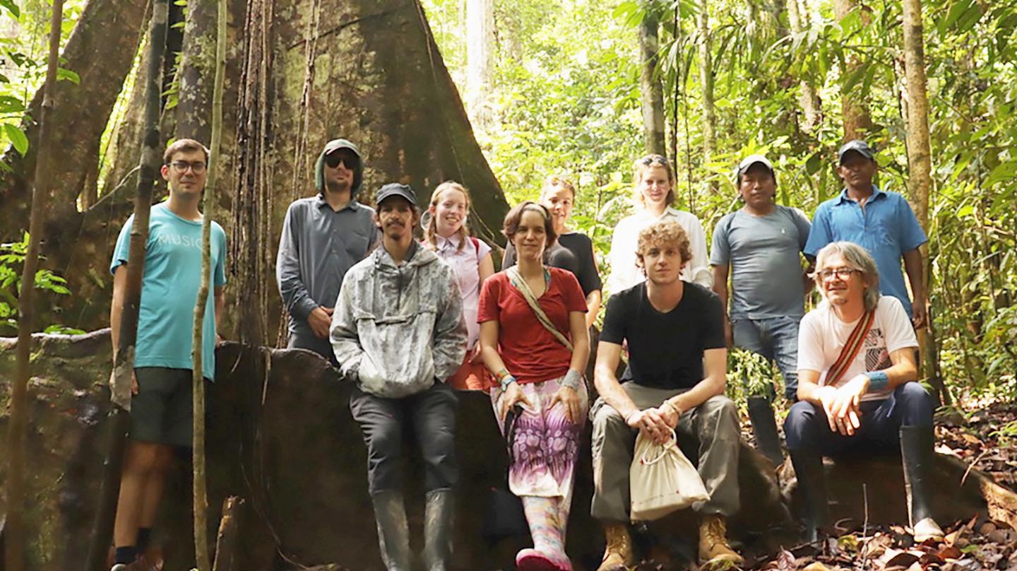 Anthropology fieldwork on the banks of the Amazon - EPFL