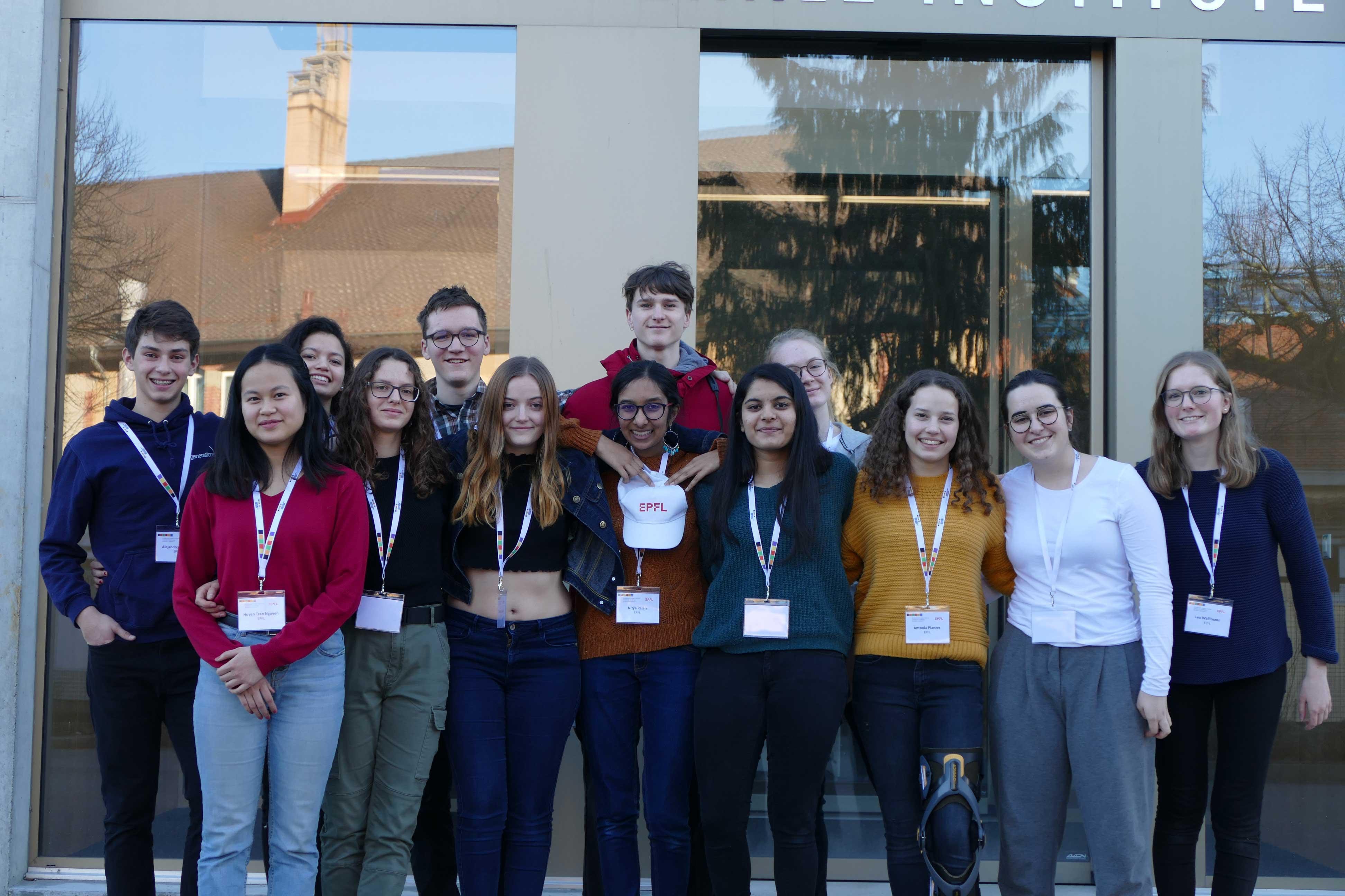 High School Students Discover Chemistry & Materials Science - EPFL