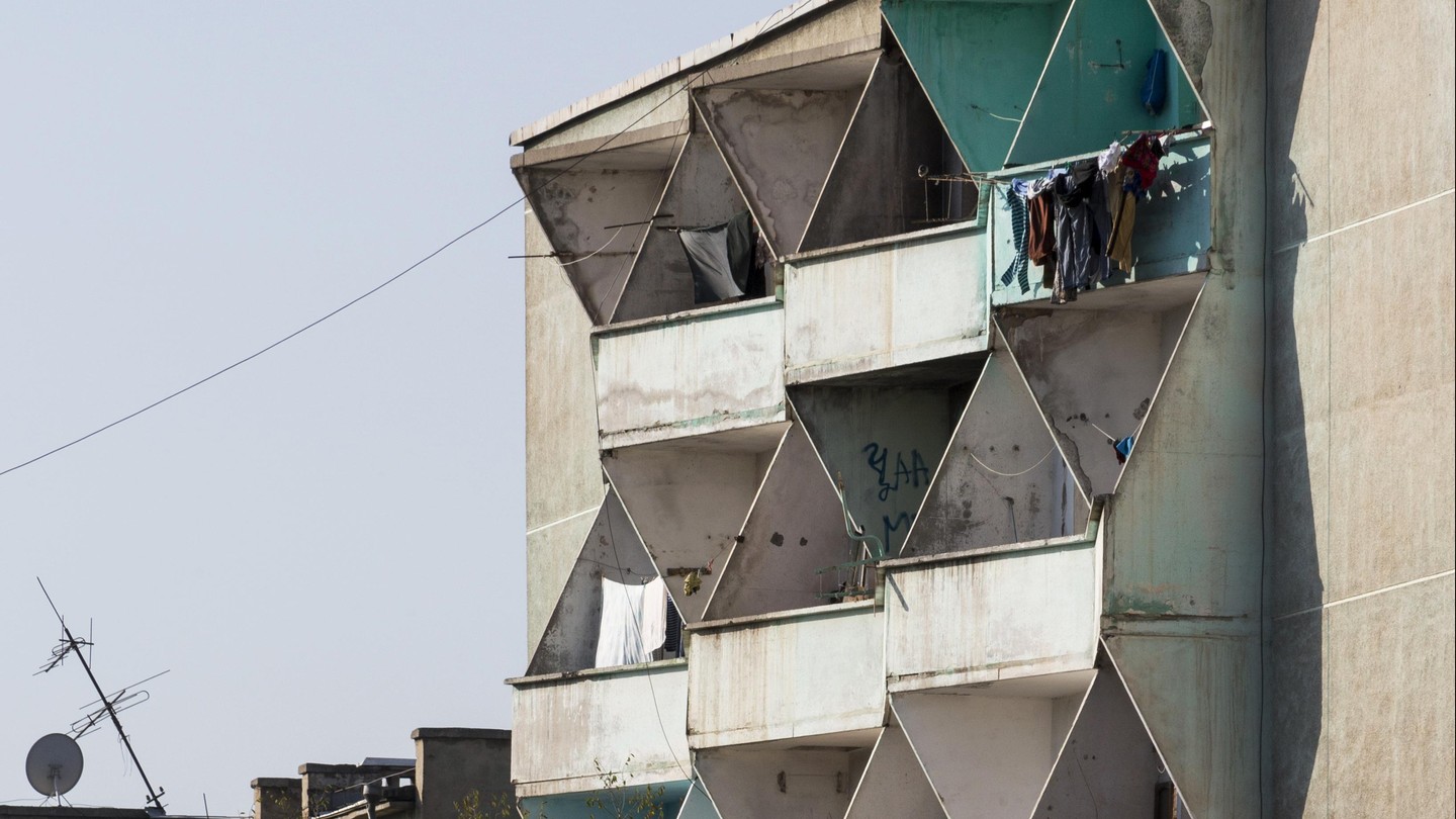 Soviet Asia : how Soviet Modernism met Central Asia - EPFL