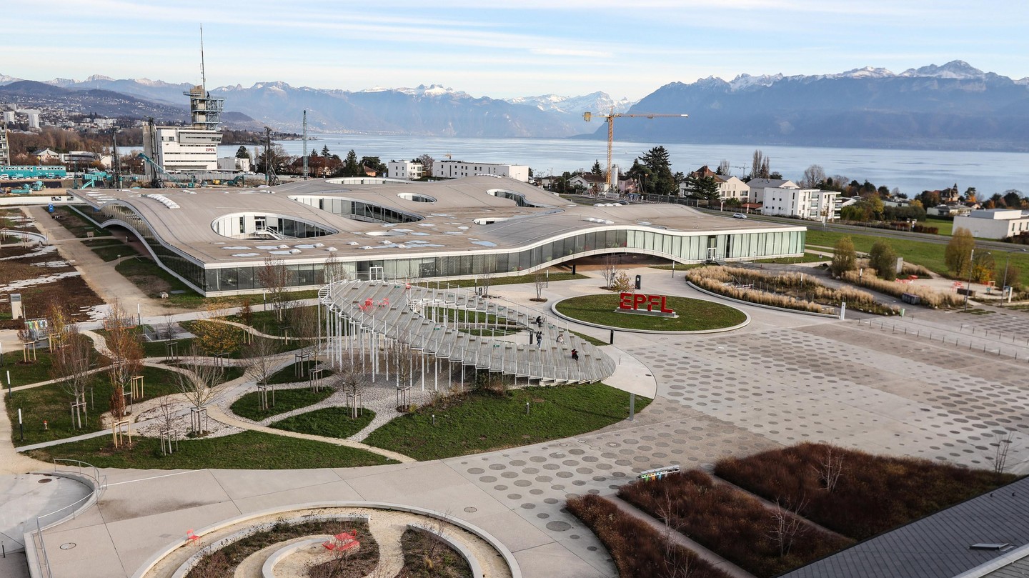 eSeed: a fund for collaboration between the STI's laboratories - EPFL