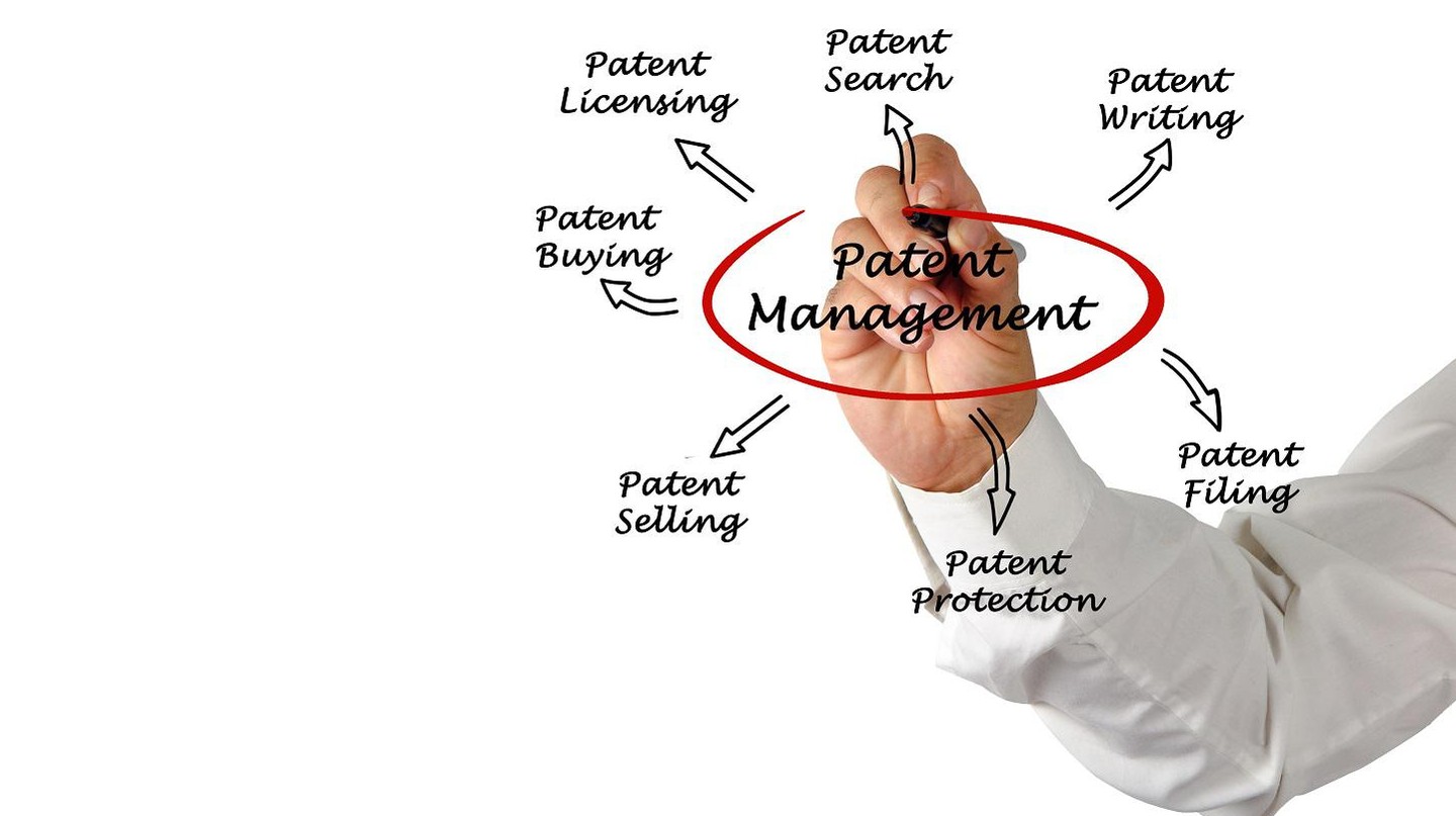 A 'blockchained' patent system - EPFL