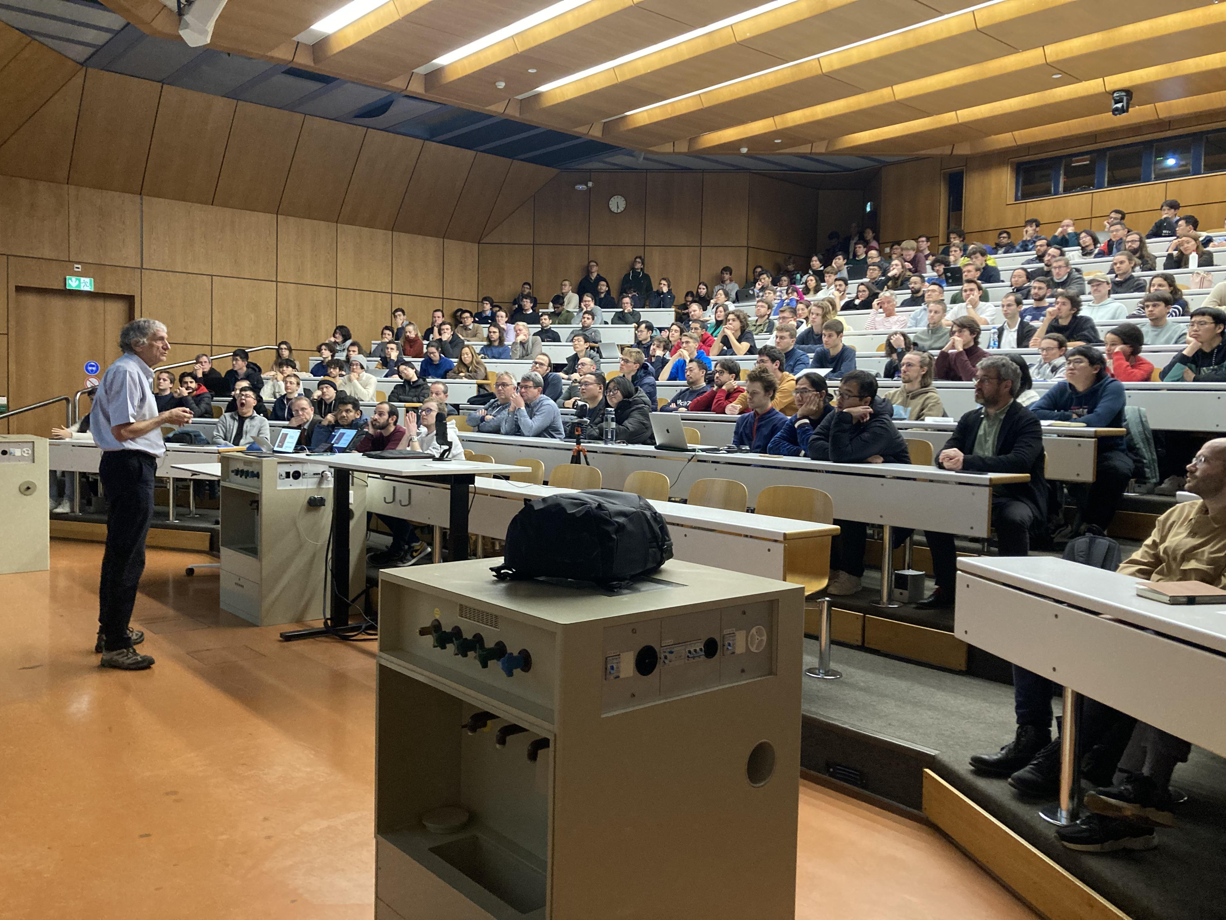 QSE Center lecture series brings global quantum experts to EPFL - EPFL